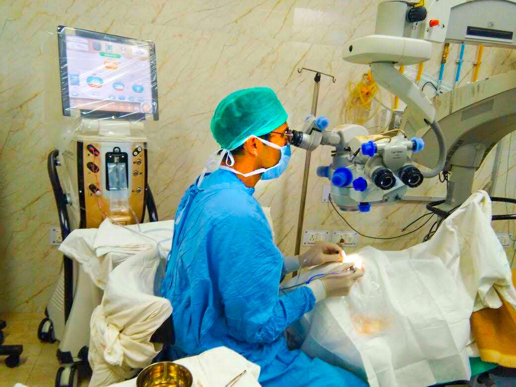 Best LASIK Eye Surgery in Delhi | LASIK & Refractive Surgery